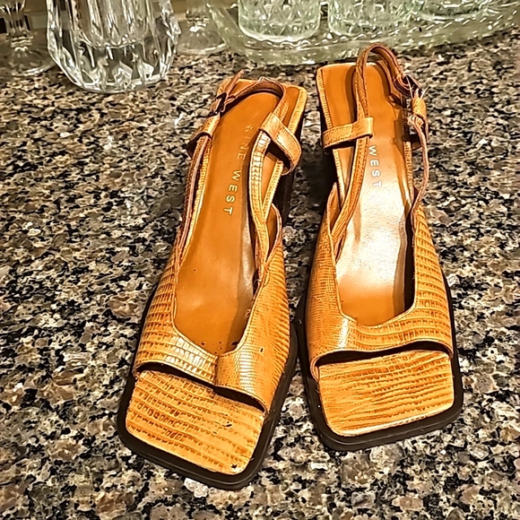 Nine West | Shoes | Nine West Designer Shoes Slingback Sandals Tan Sz 8 ...